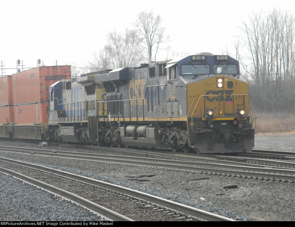 CSX 918
